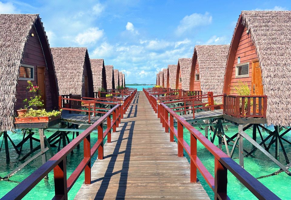 Crystal Resort, Semporna - 2025 Latest Prices & Deals | Trip.com