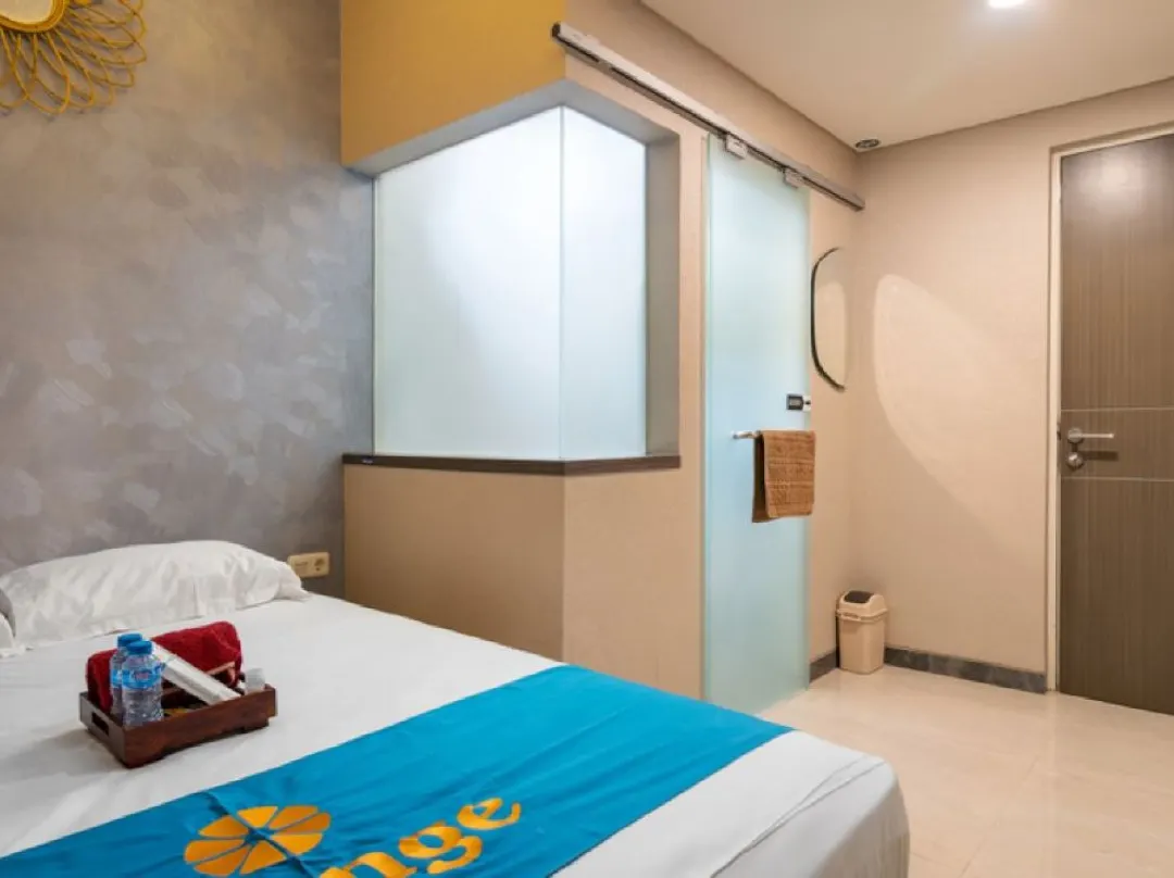 Orange Hotel Surabaya - Surabaya