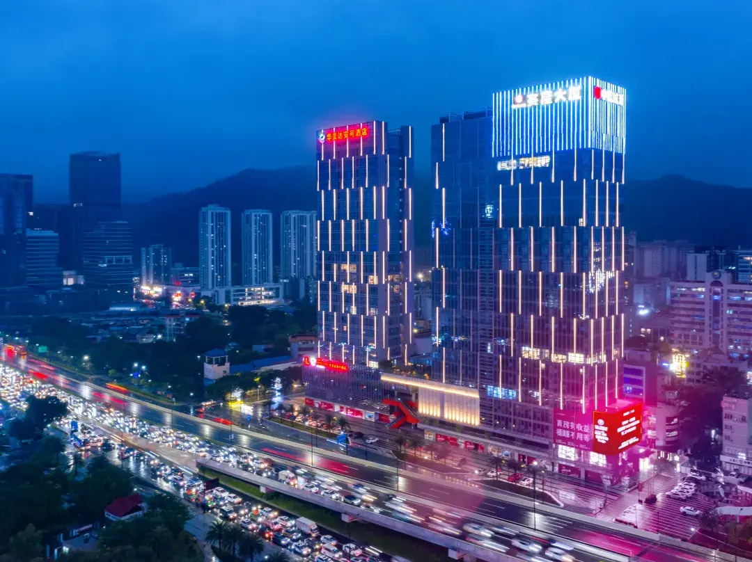 Ramada Encore By Wyndham Zhuhai - Macau Island