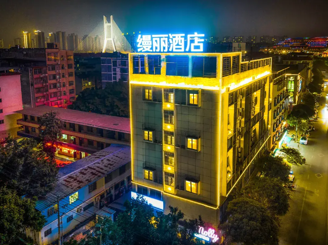 Manli Hotel - Baise
