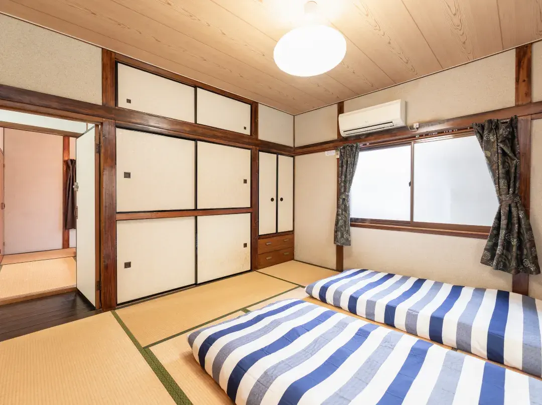 Kanzakigawa Royal Guest House - Osaka, Japan
