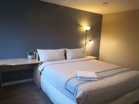 Vancouver Airport Hostel - Vancouver Island