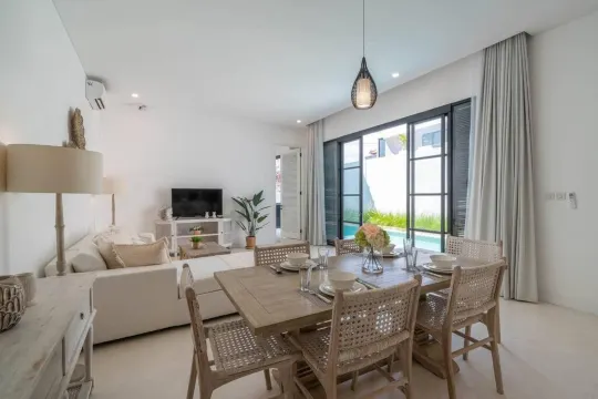 Beachside Mediterranean Luxury: 3br In Canggu - Canggu