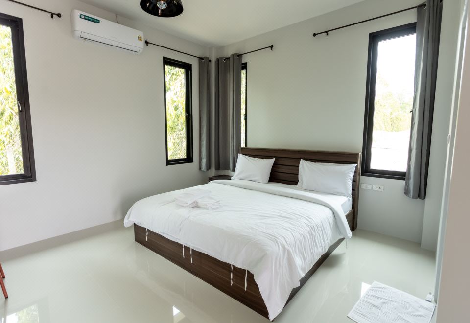 kheng Chanthaburi.. 짠타부리 숨은 보석! 가성비 홈스테이 발견! (ft. 댕냥이)