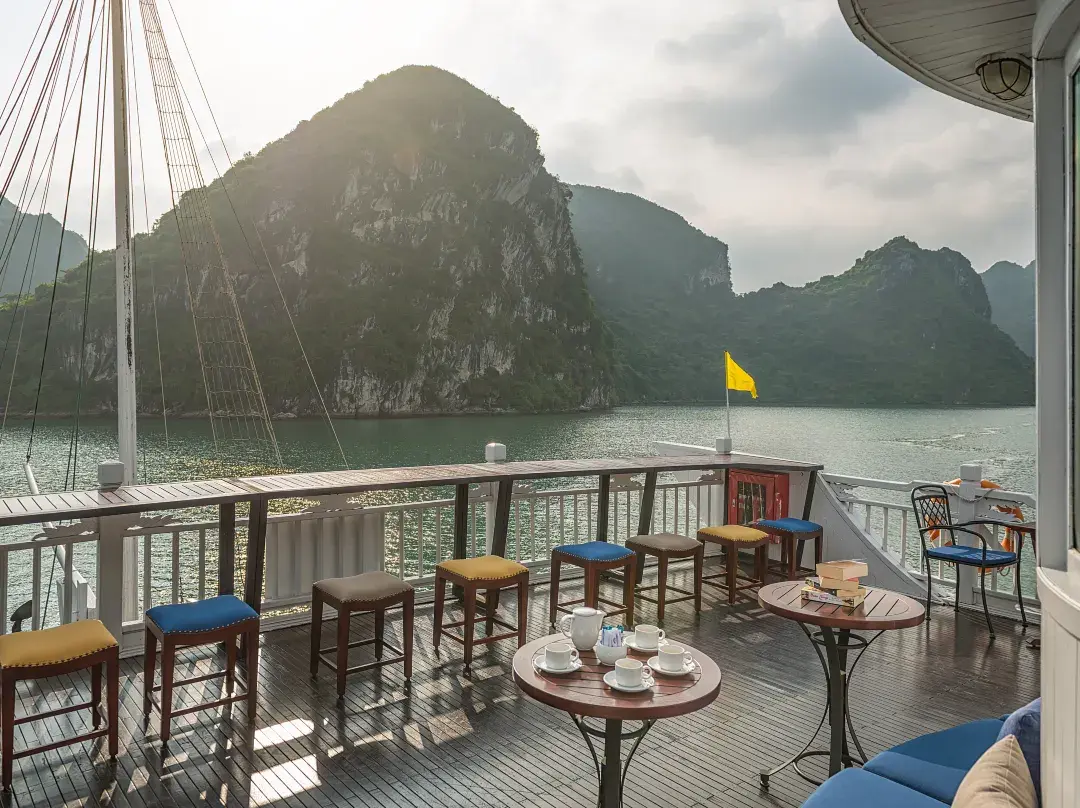 Paradise Sails Cruise Ha Long - Tuần Châu