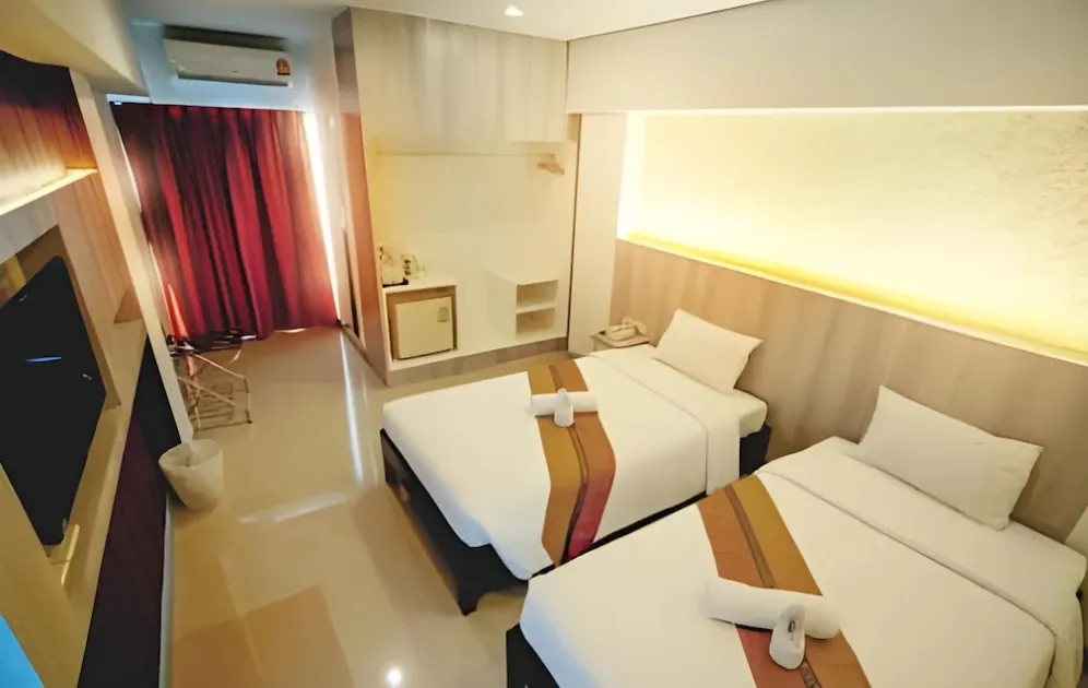 The Spring Hotel - Phra Khanong