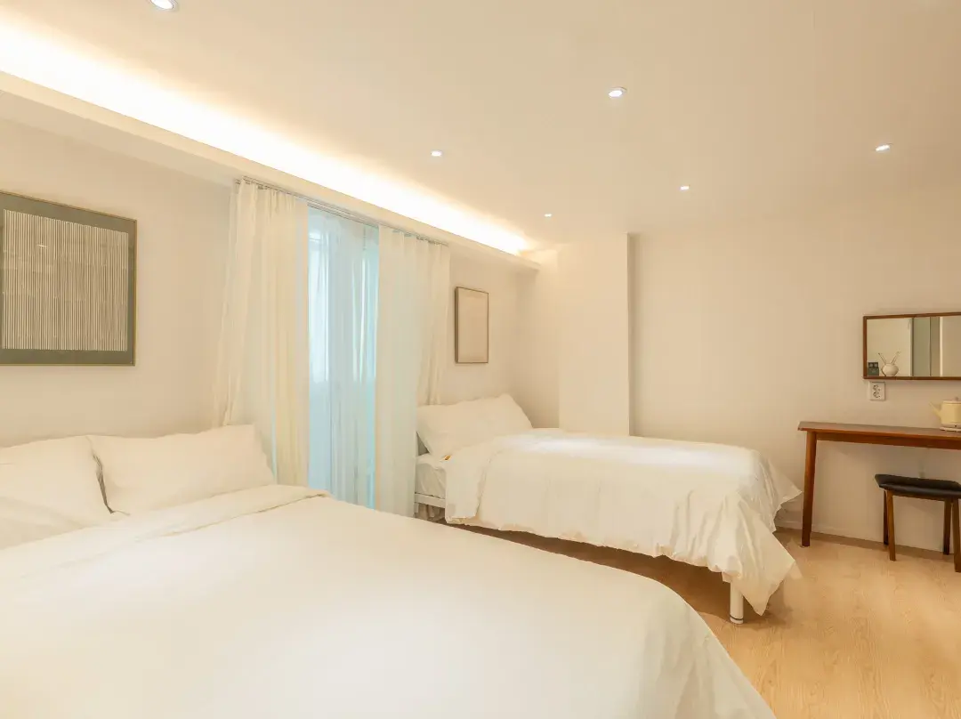Nomad Stay In Hongdae - Seoul