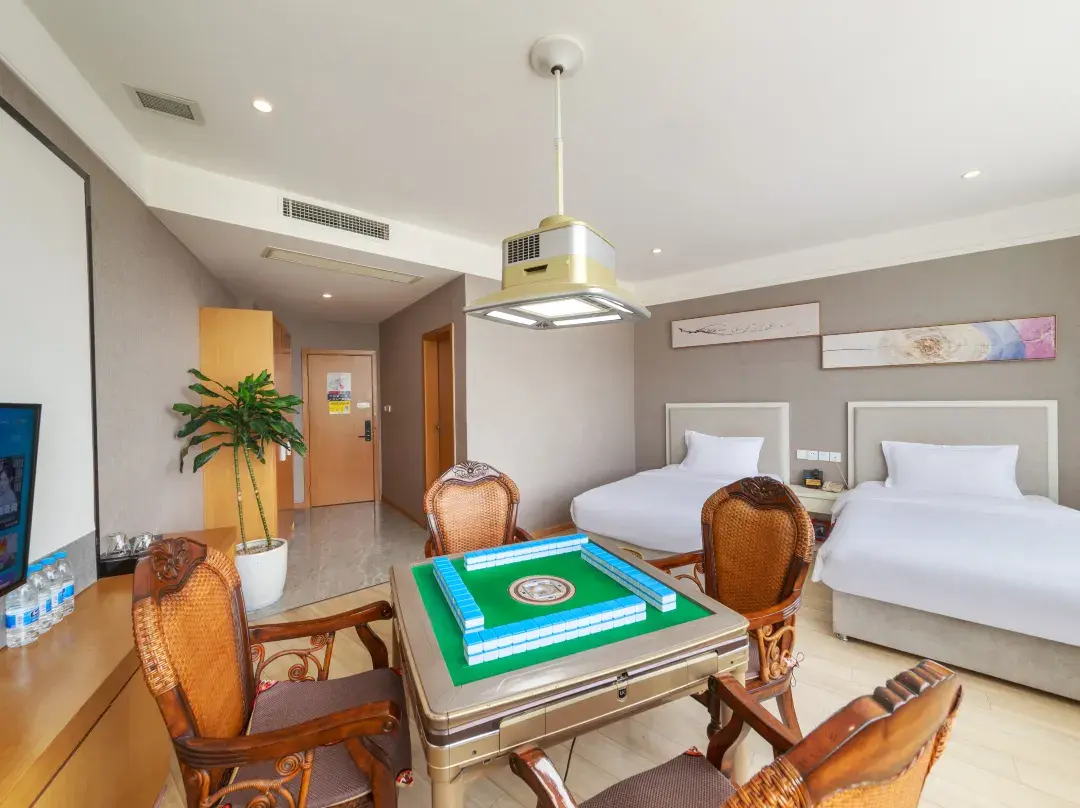 318 Yunan Hotel(chengdu Shuangliu Airport) - Chengdú