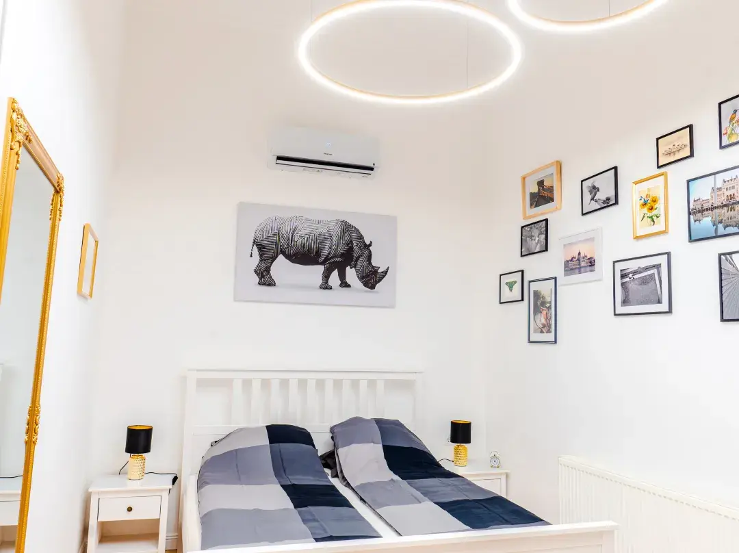 2 Bedrooms + Living Room - Your Modern Home In Budapest - Budapest