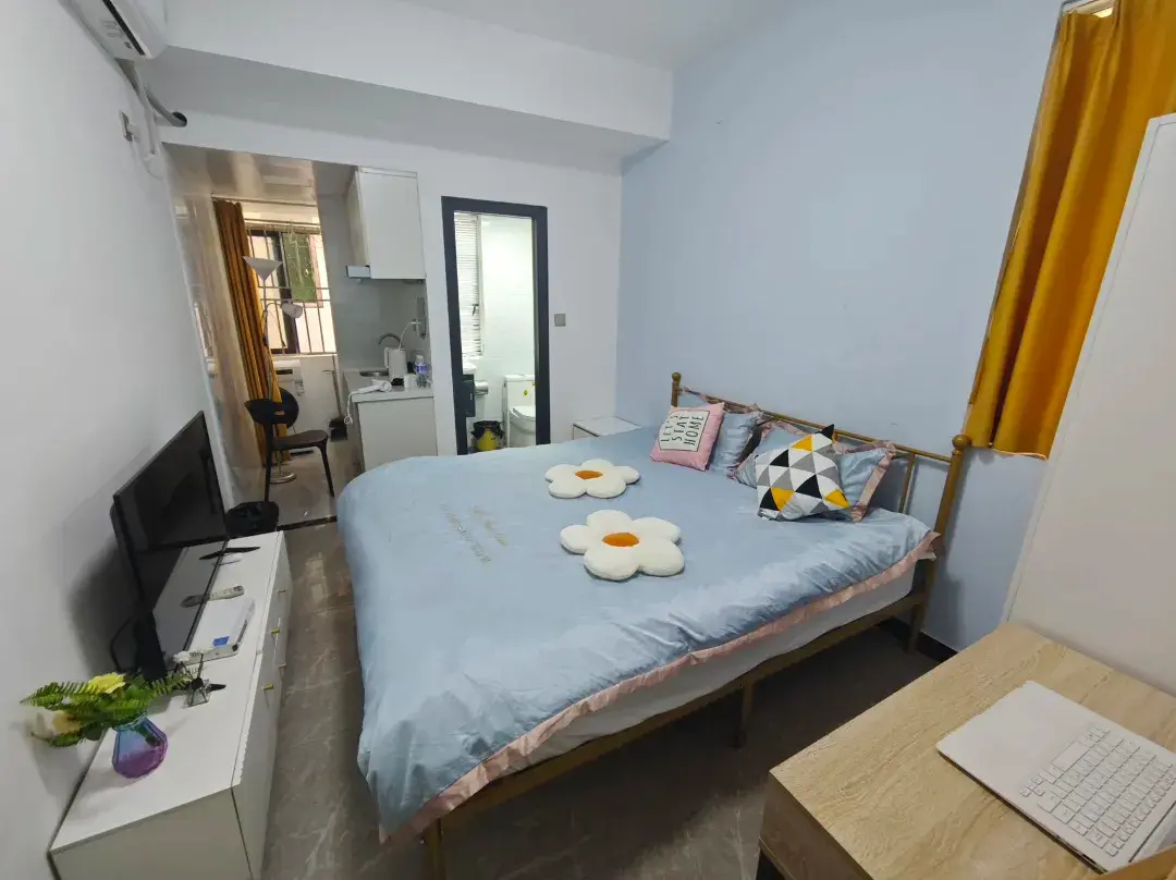 Qingyun Fashion Apartment - Hong Kong