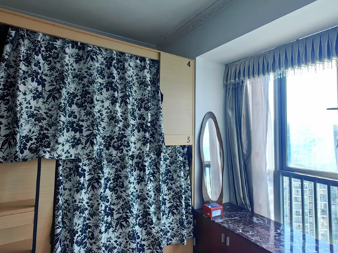 Kumi All-female Hostel - Hong Kong