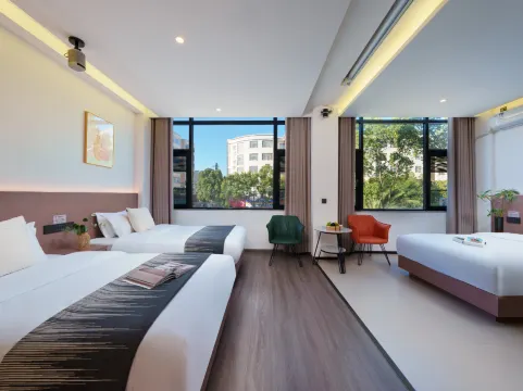 Yuecheng Film And Television Intelligent Hotel - Dali