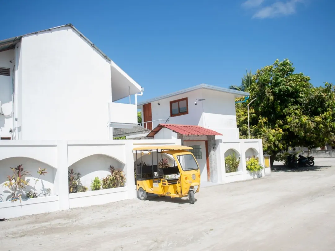 Avanti Surf & Stay - Malediven