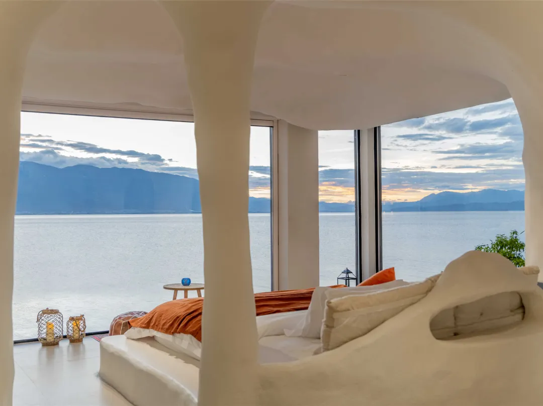 Qinglan Cave Style Light Luxury Sea View Hotel - Dali