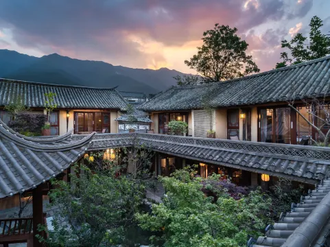 Yupin Villa The Heritage Chinese Mansion Next To The Chongsheng Temple - Dali