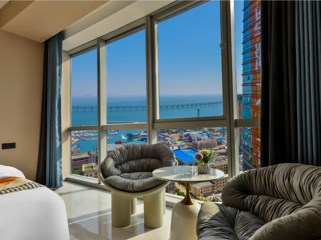 Seagull · Selected Seaview Hotel Apartment - Dalian