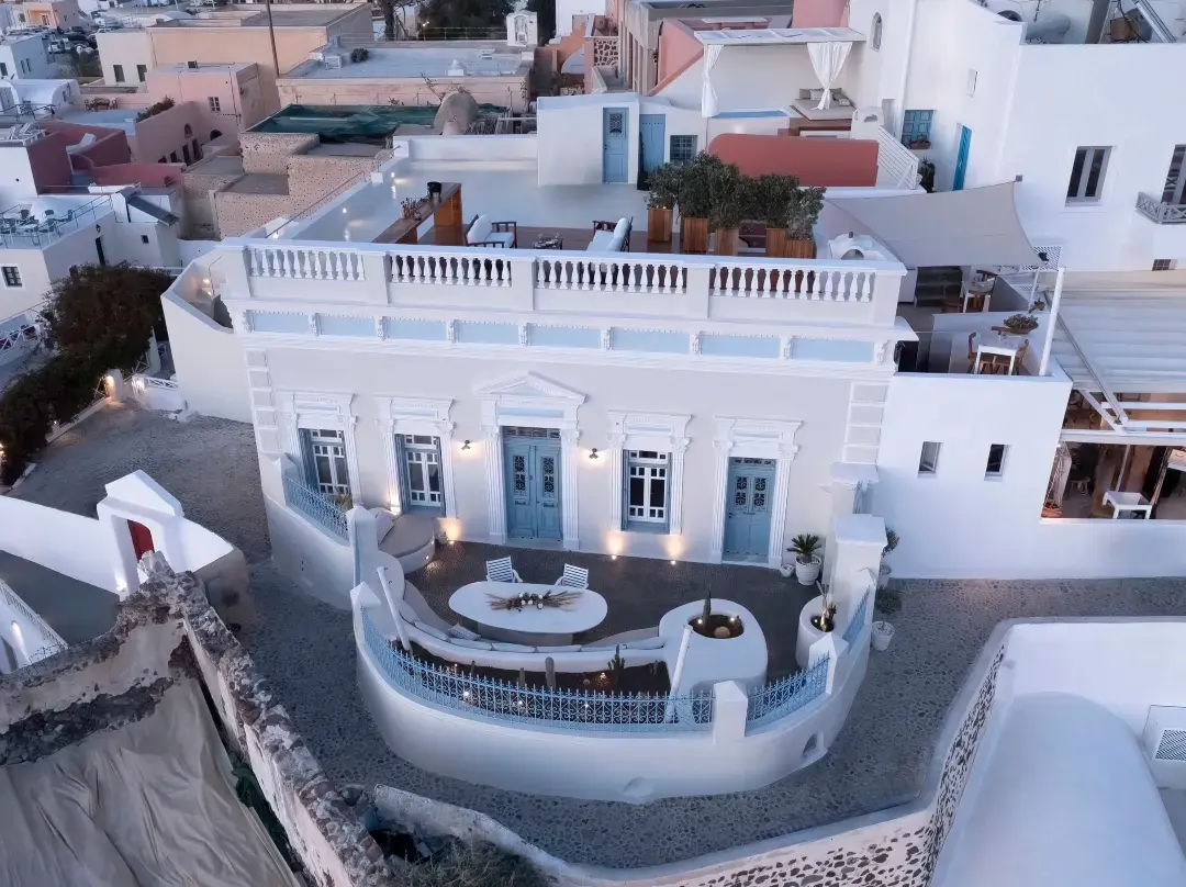 Oia Mansion - Santorini