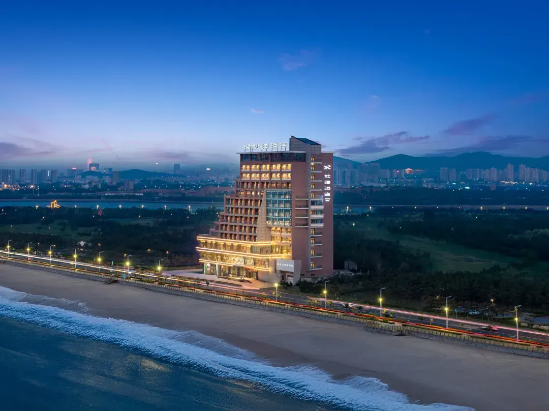 Zhenhai Seaside Hotel(golden Beach Bathing Beach) - Yantai