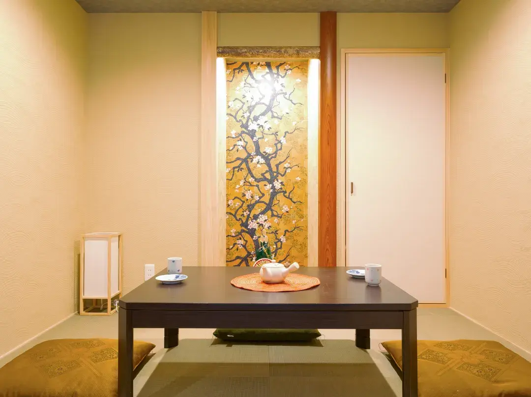 Silent Echo Inn - 大阪市