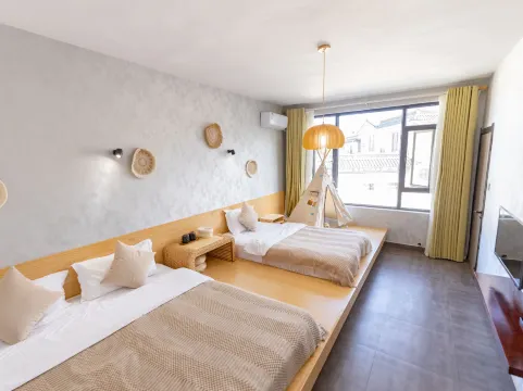 Nanshan Chasing Clouds Homestay - Dali