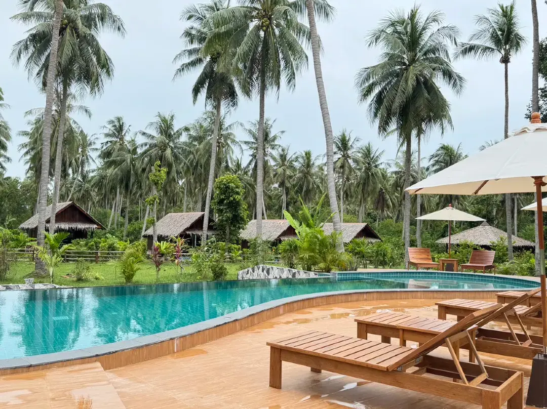 Coco Canopy Boutique Resort - 크래비