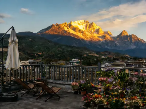 Kuanglu Snow Mountain Scenic Homestay) - Lijiang