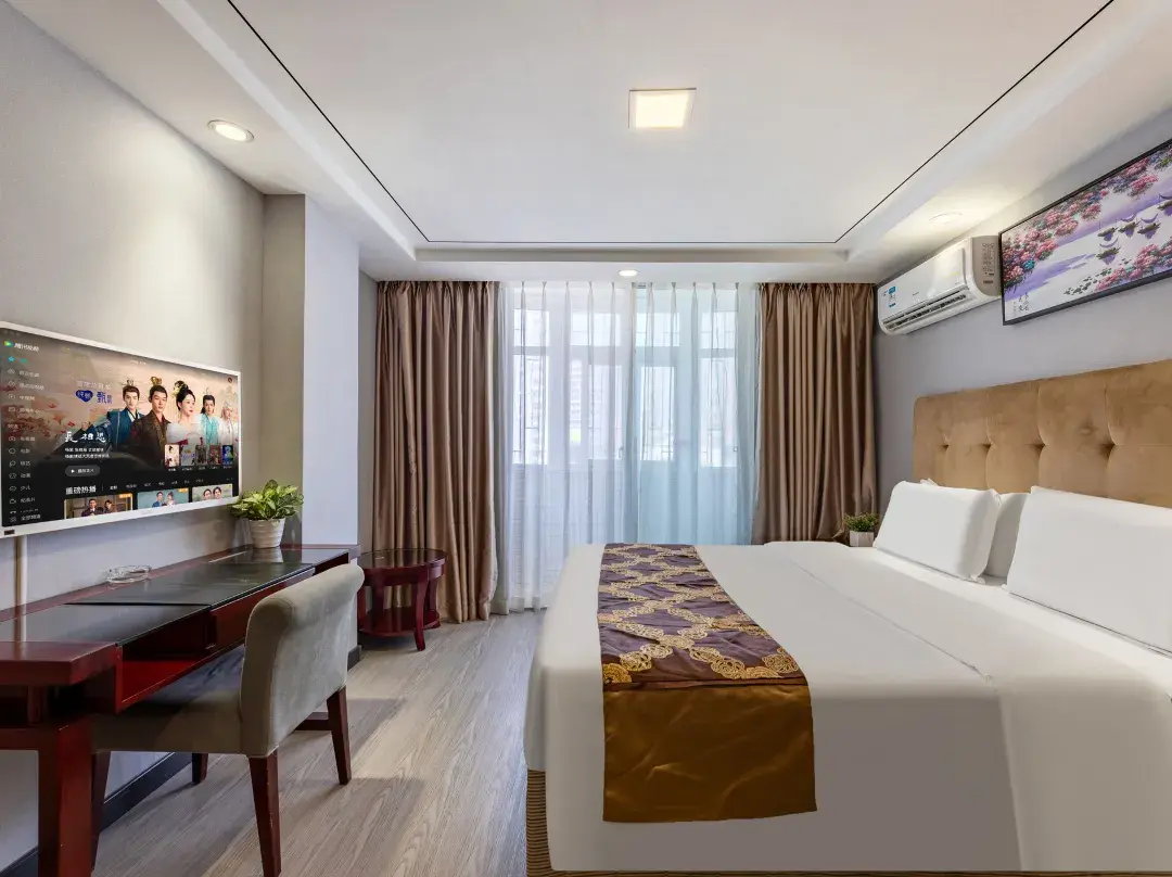 Huayi Hotel ) - Shenzhen