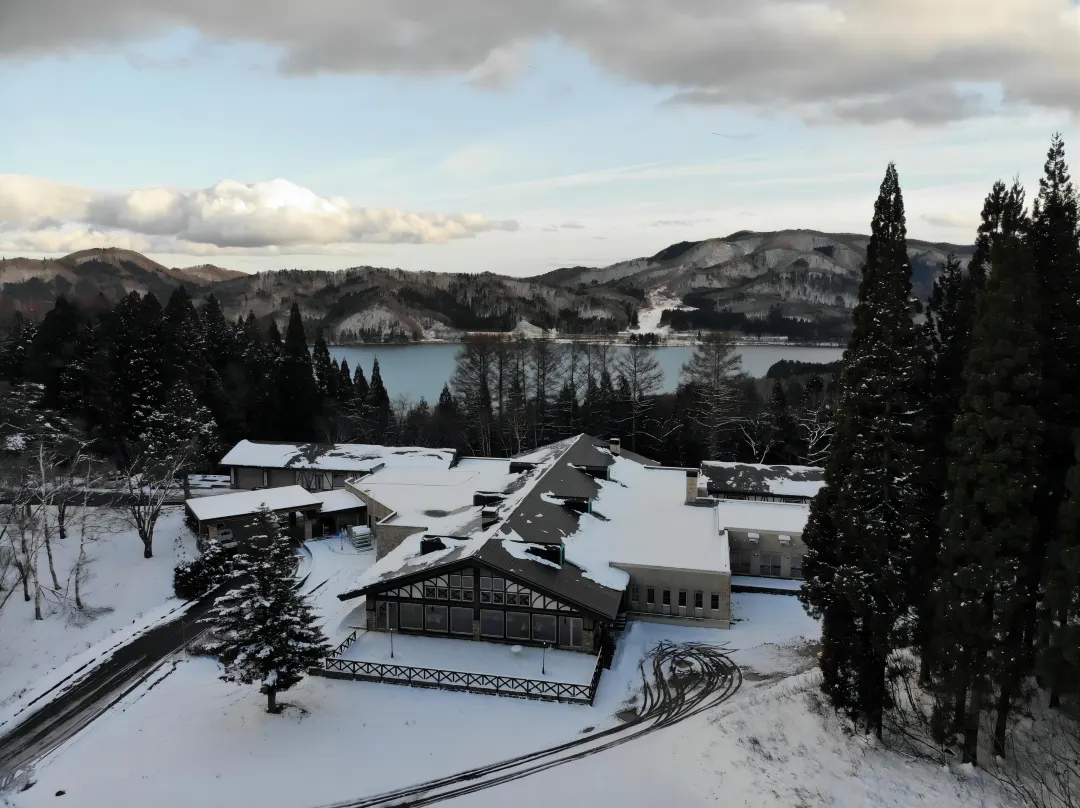 White Hotel Grand Hakuba - Omachi
