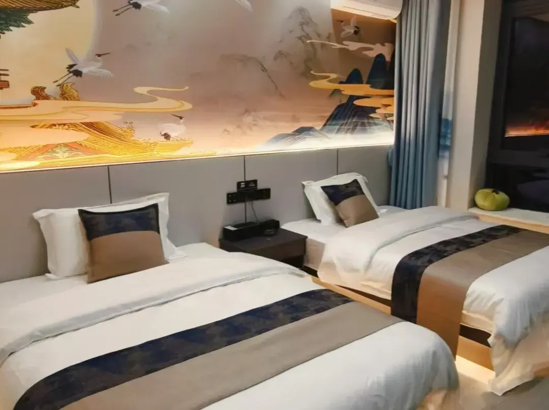 Gedun Zhixiang Hotel - Kunming