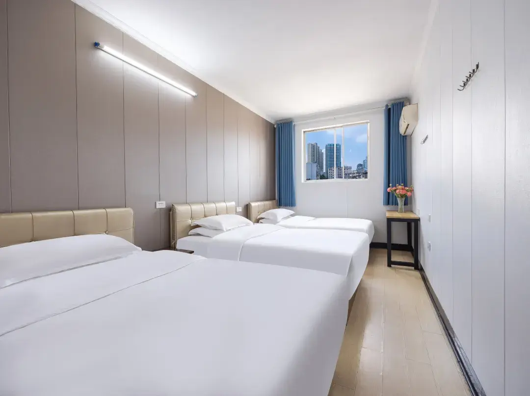 Huanggang Quanxing Hotel - Huanggang