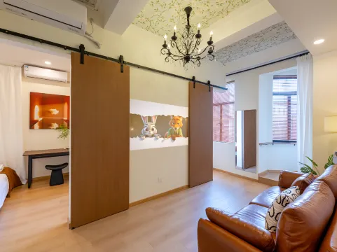 Shanghai The Bund Zighouse Homestay - Shanghai