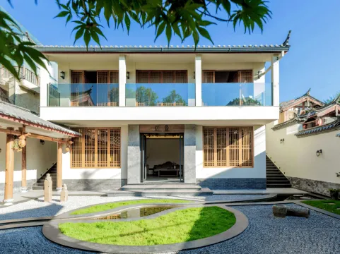 Hill Front Art Hotel - Lijiang