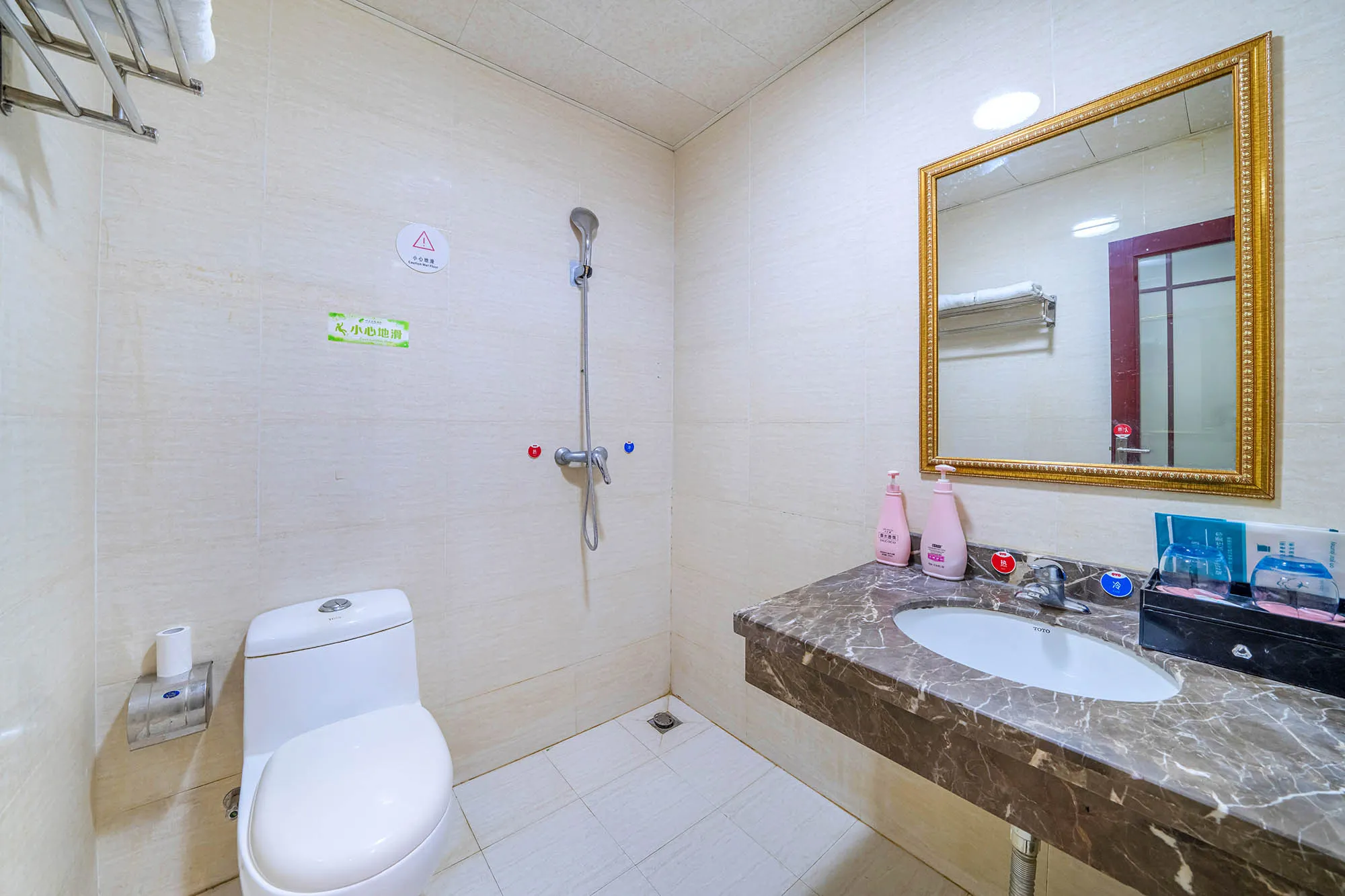 55 ảnh chụp & hình ảnh Chongqing Zhouyuan Hotel (Yangjiaping Pedestrian ...