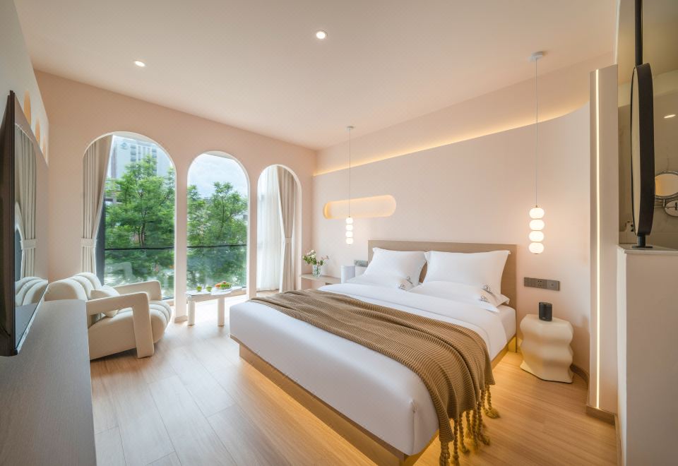 amy woman hotel(Amy Women's inn 艾美女性民宿（洱海生态廊道店）), ต้าหลี่ - รีวิว ราคา ...