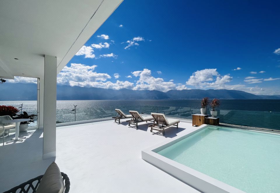 Coke's Sea View Hotel Dali(大理可乐家海景酒店), ต้าหลี่ - รีวิว ราคา จองที่พัก ...