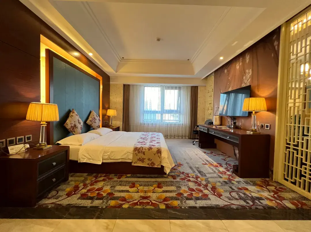 Xinlianxin Jingya Hotel - Chifeng