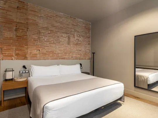 Colectia Stays Pau Claris - Barcelona