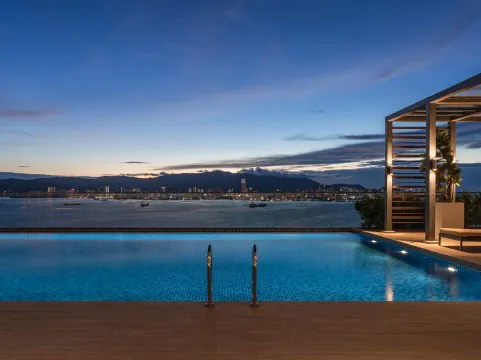 Crowne Plaza Penang Straits City - Perai