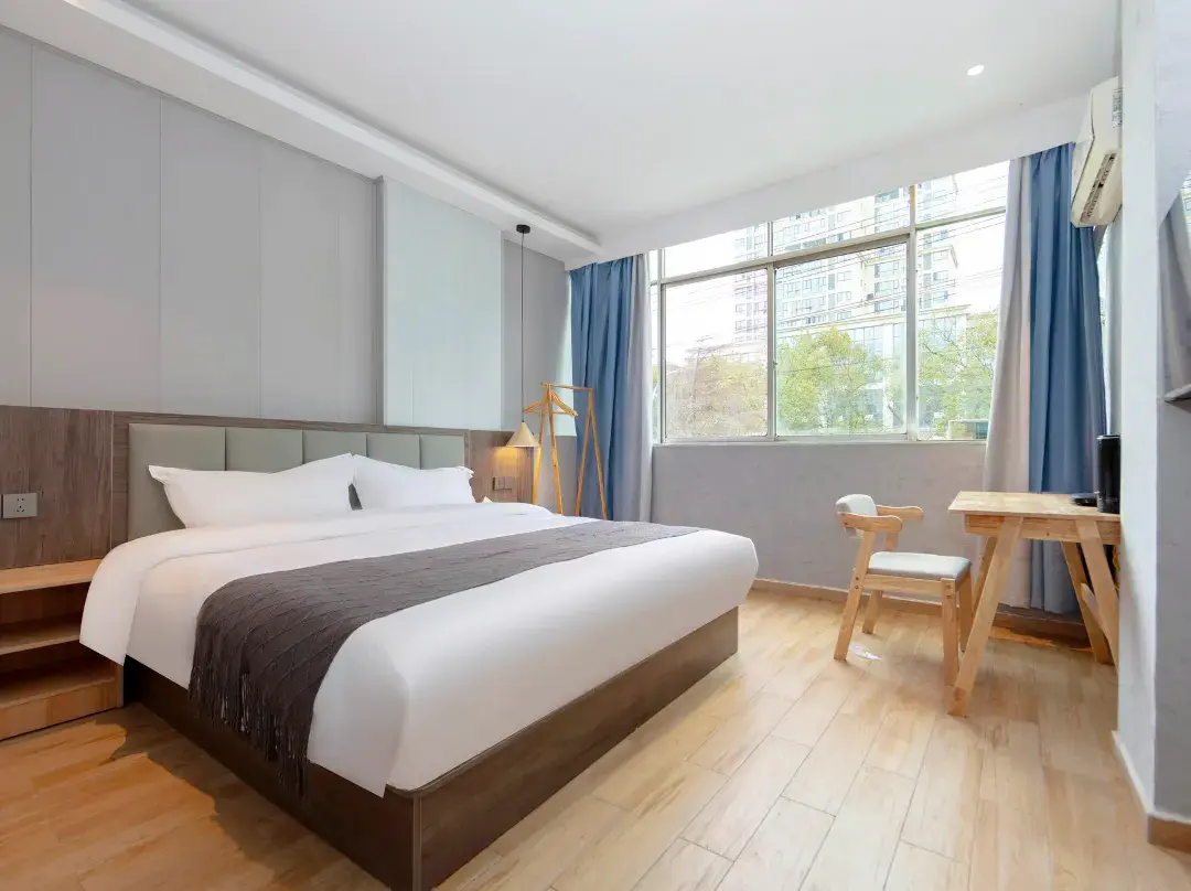 Park Yushanju Hotel - Yichun