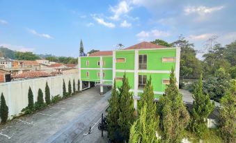 Hotel Cemara Hijau (Lembang) - 2026 Prices, Reviews & Deals | Trip.com