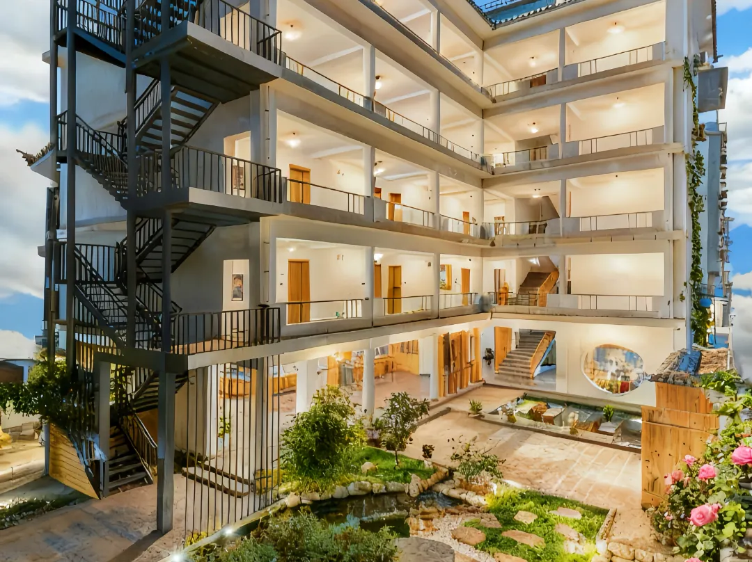 Dali Qixia Tavern - Dali