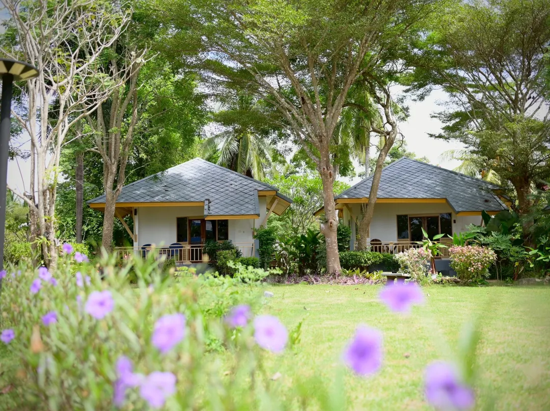 Saphlivilla Beach Resort - Pathio District