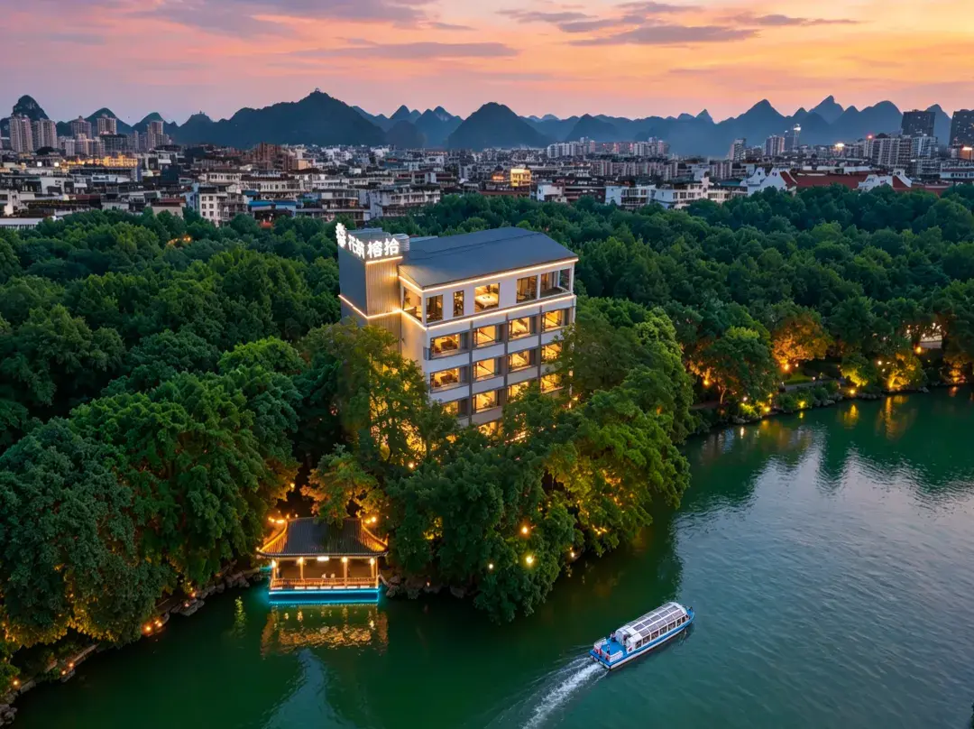 Floral Hotel · Rongshi Hotel - Guilin