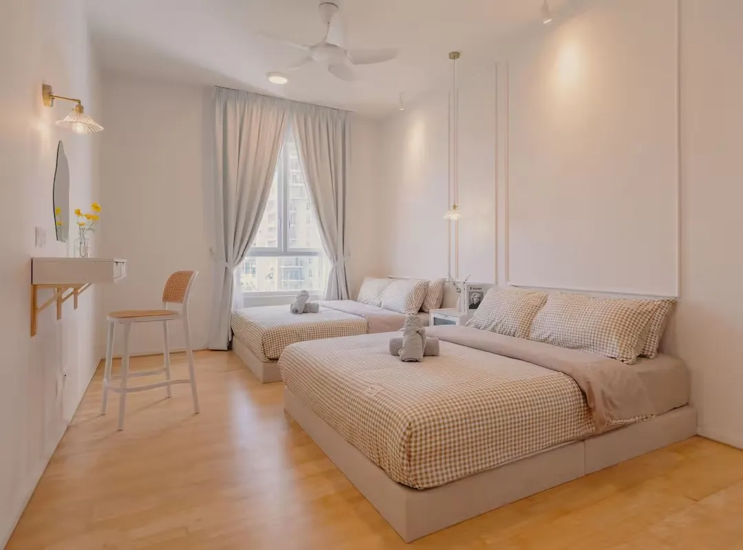 Spacious French Verdi By Feel Home - Banting