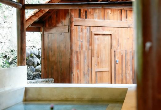 Tuanyuanli·River Tracing Hot Spring Parent-Child Resort Homestay (Lin ...