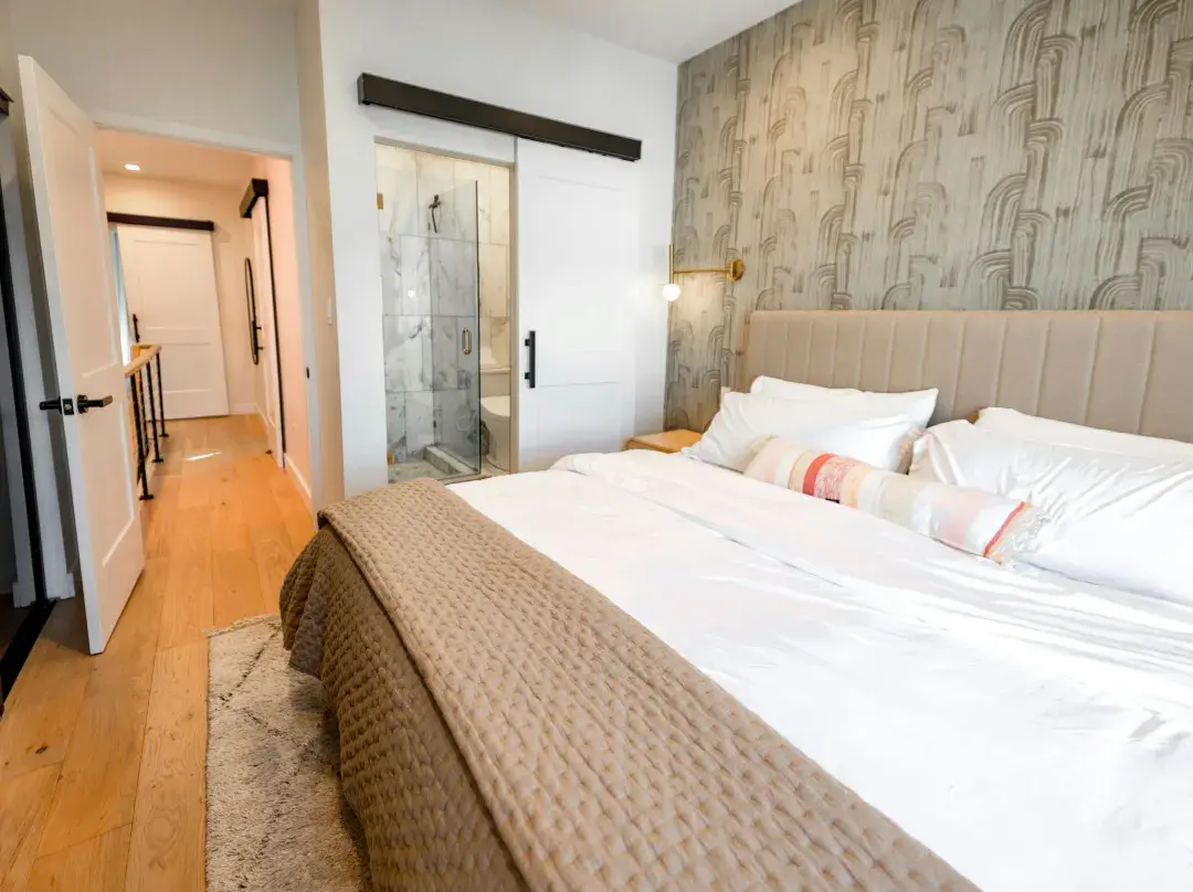 Roomsity Pride - Neu Delhi