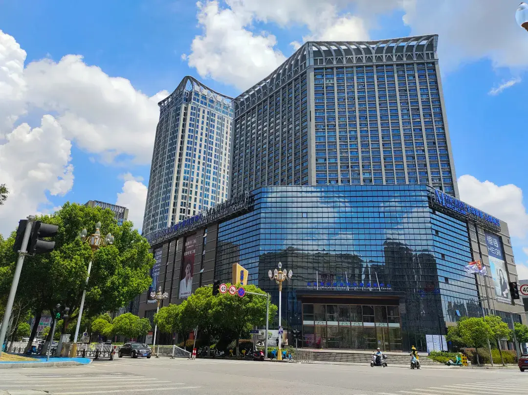 Manyue Light Luxury Hotel - Yingtan