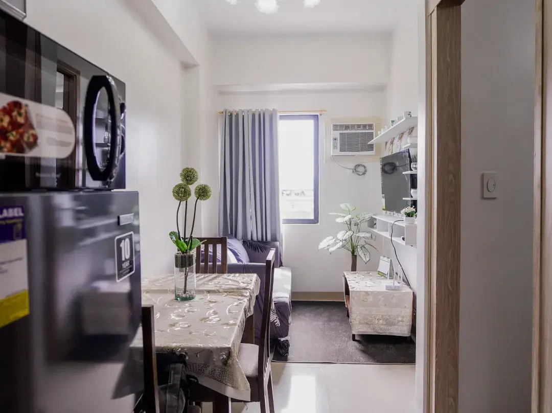 R And K Staycation - Muntinlupa