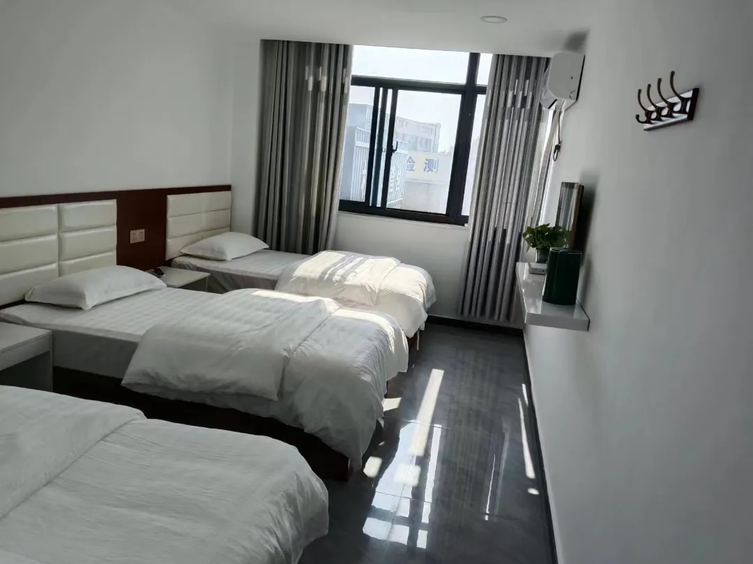 Qingqingcao Hotel - Bozhou