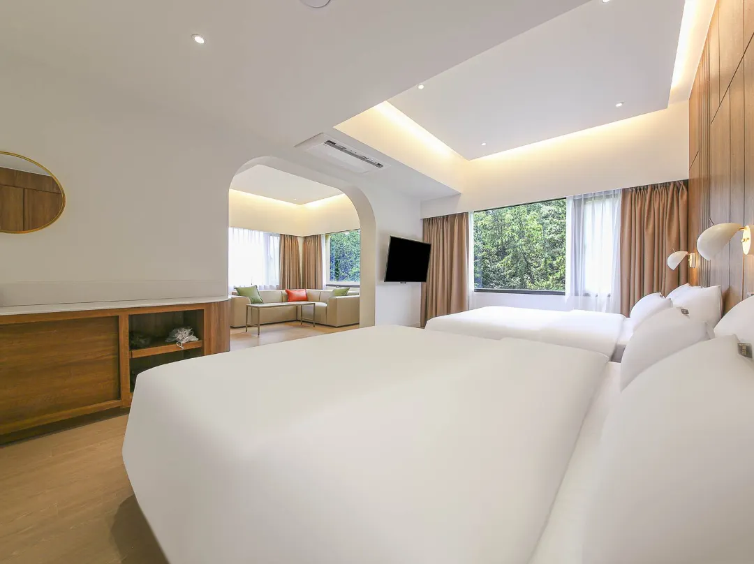 Mokpo Gatbawi Brown Dot - Incheon